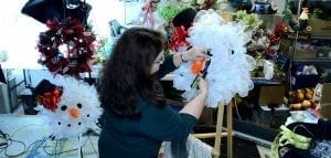 How to Make Deco Mesh Snowman Wreath