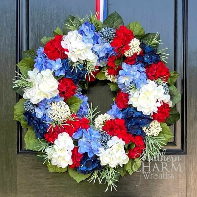 15 Patriotic Wreath and Arrangement Tutorials - Southern Charm Wreaths