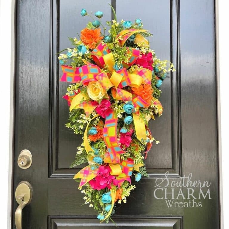 teardrop swag Archives - Southern Charm Wreaths