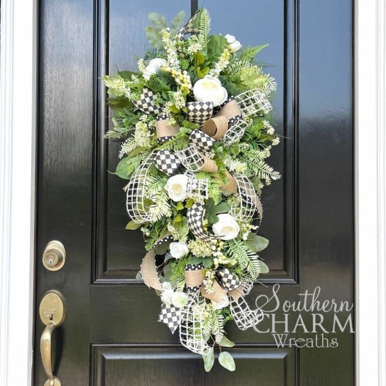 Holiday Swag Wreath Masterclass - Southern Charm Wreaths
