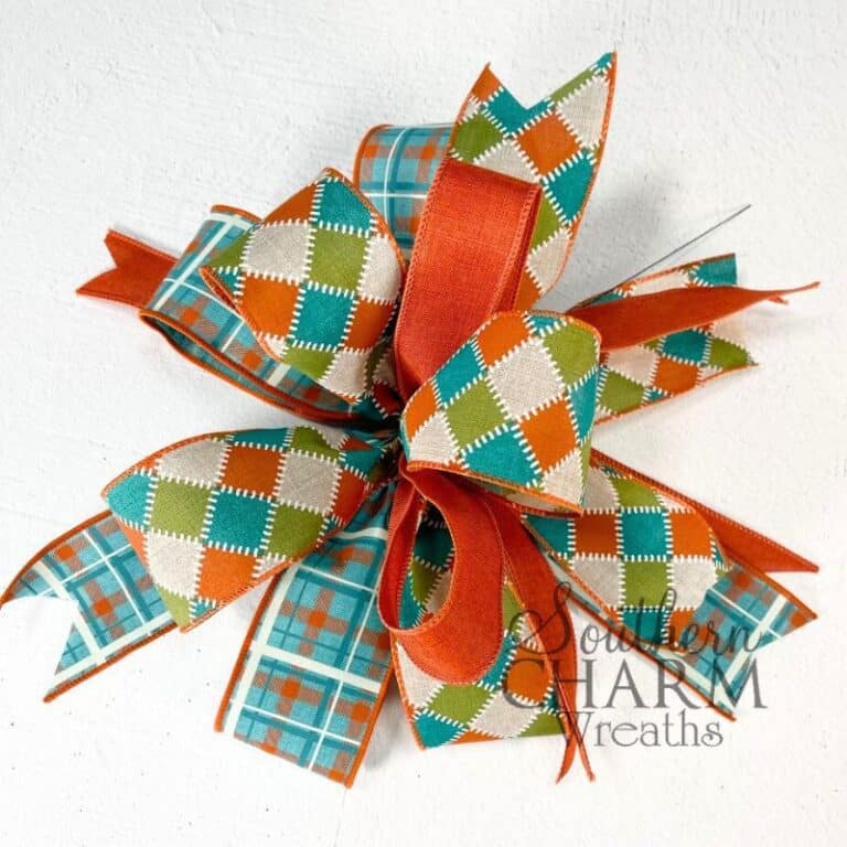 How Do You Make a Bow with Multiple Colors of Ribbon? - Southern Charm ...